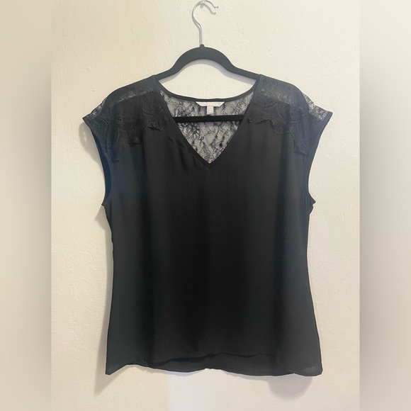 Banana Republic | Tops | Banana Republic Lace Top | Poshmark
